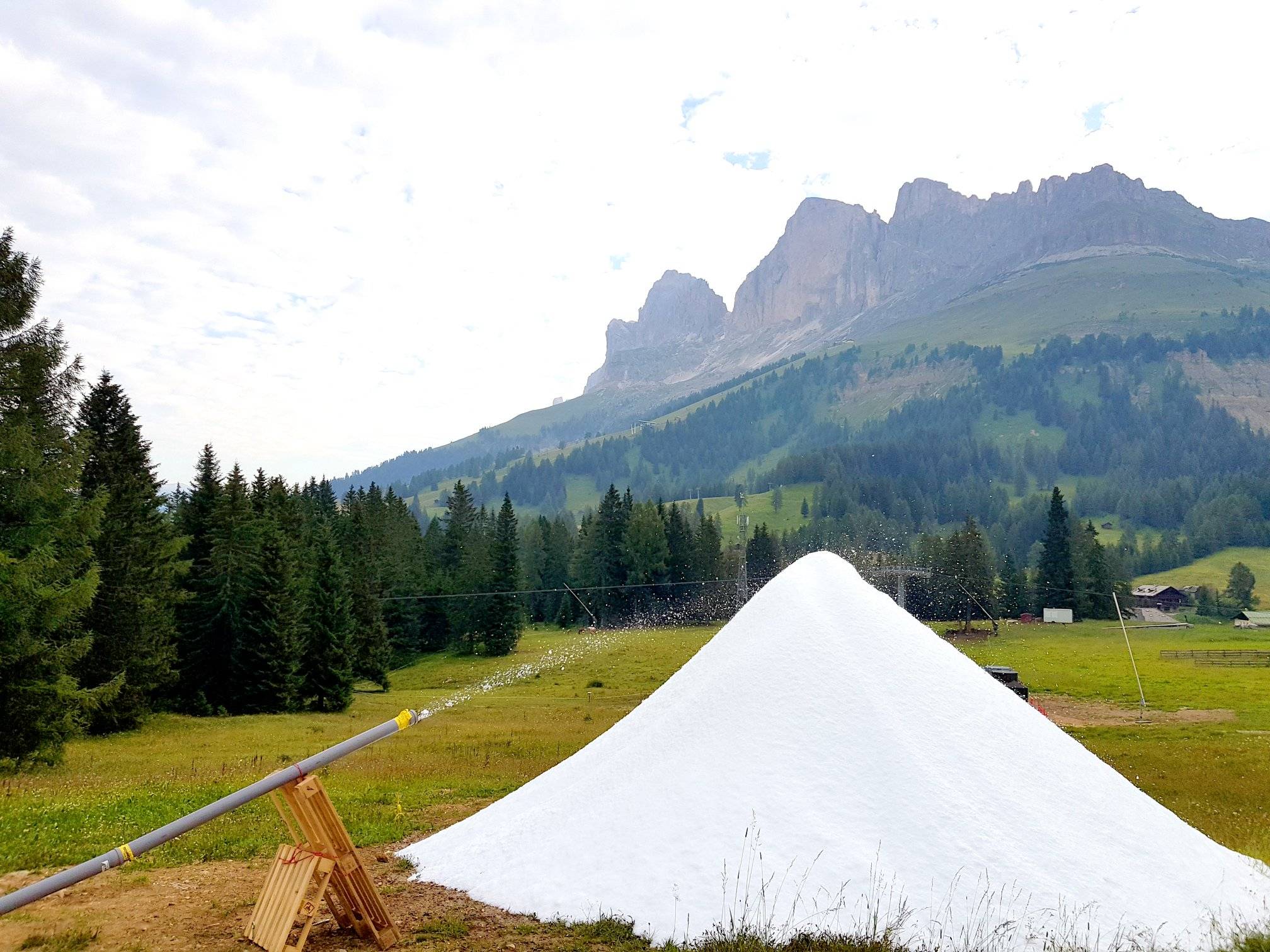 Coronet & The Snow Factory | SnowNZ